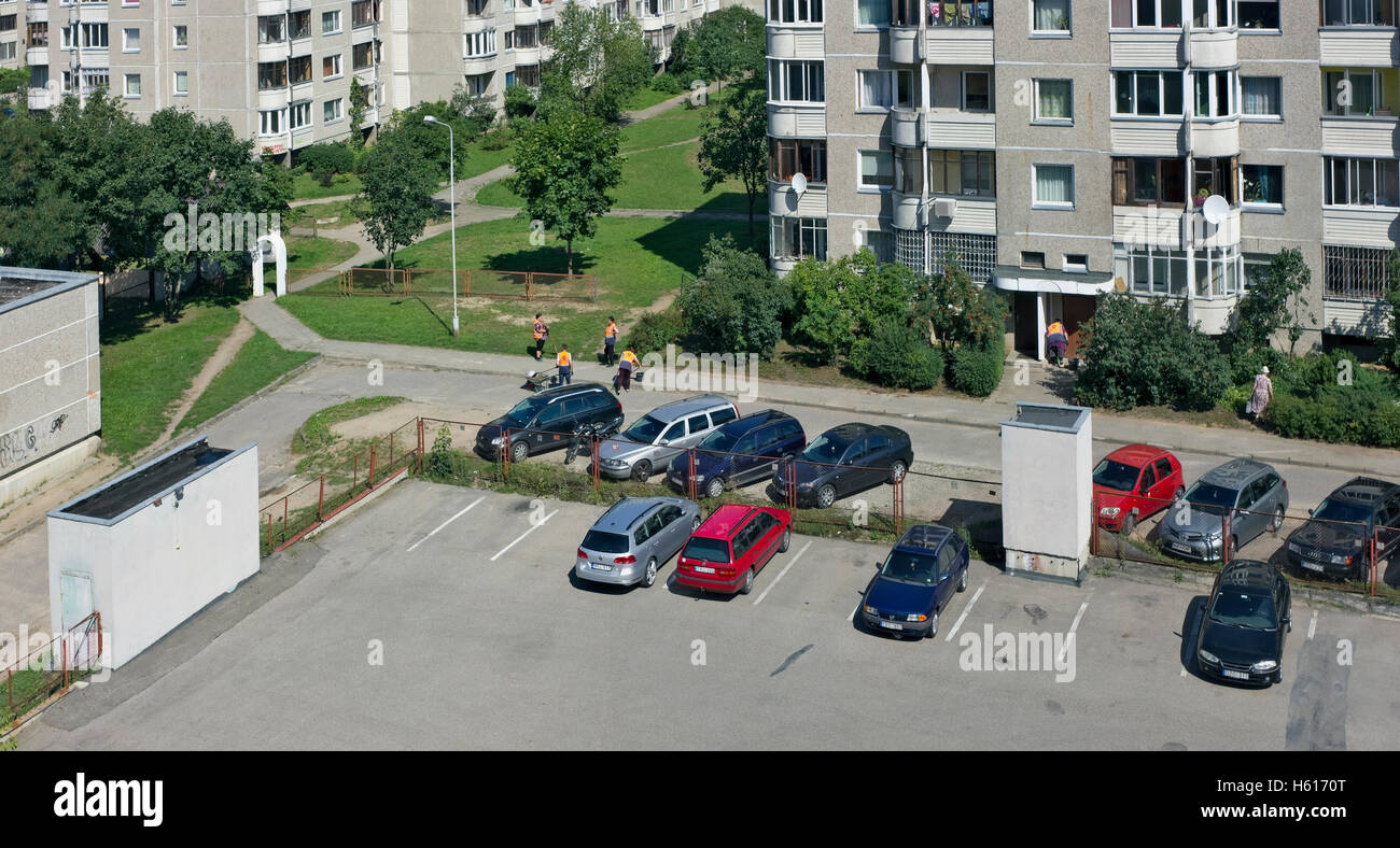 Standard parking garage hi-res stock photography and images - Alamy