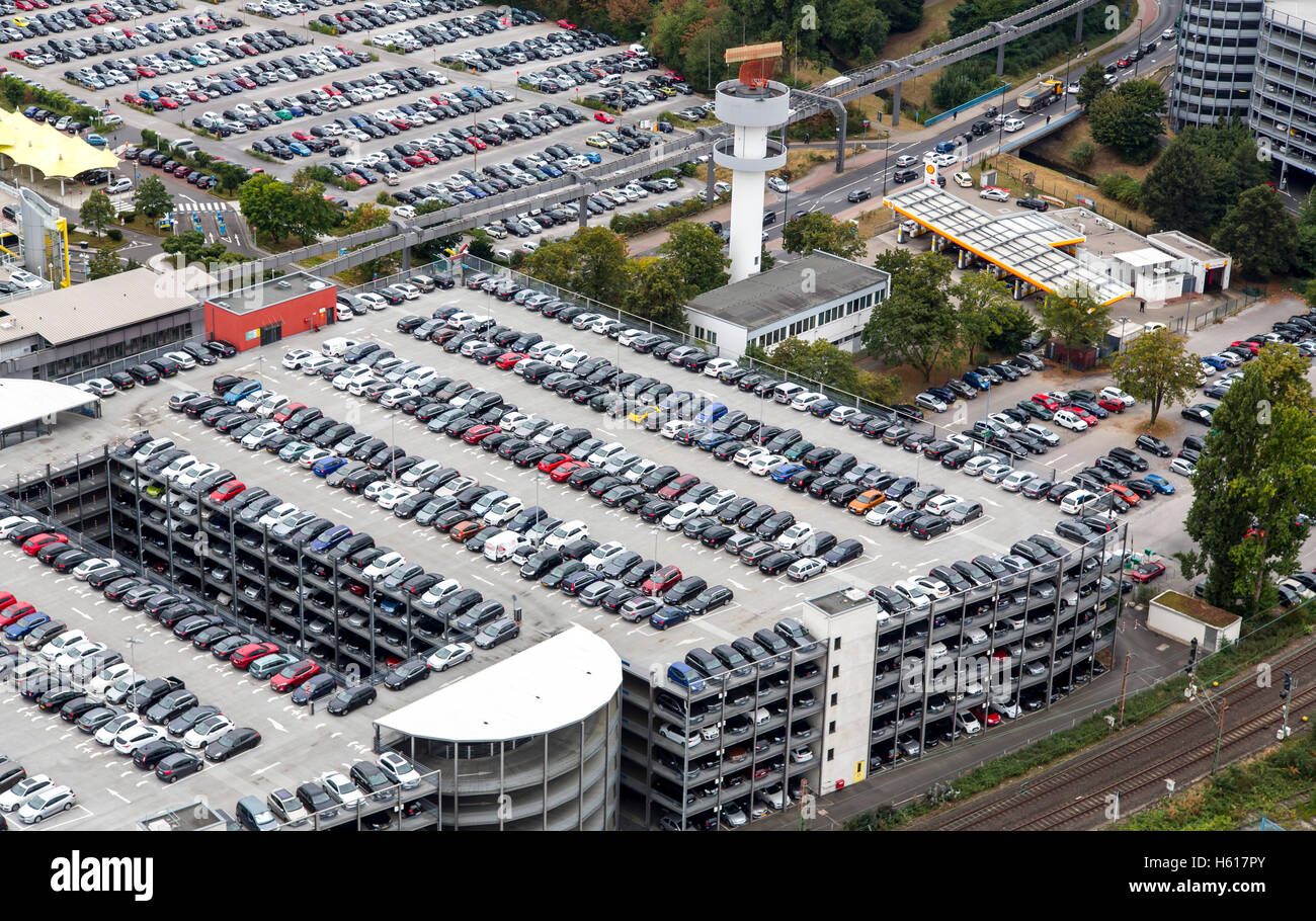 Dusseldorf airport car hi-res stock photography and images - Alamy