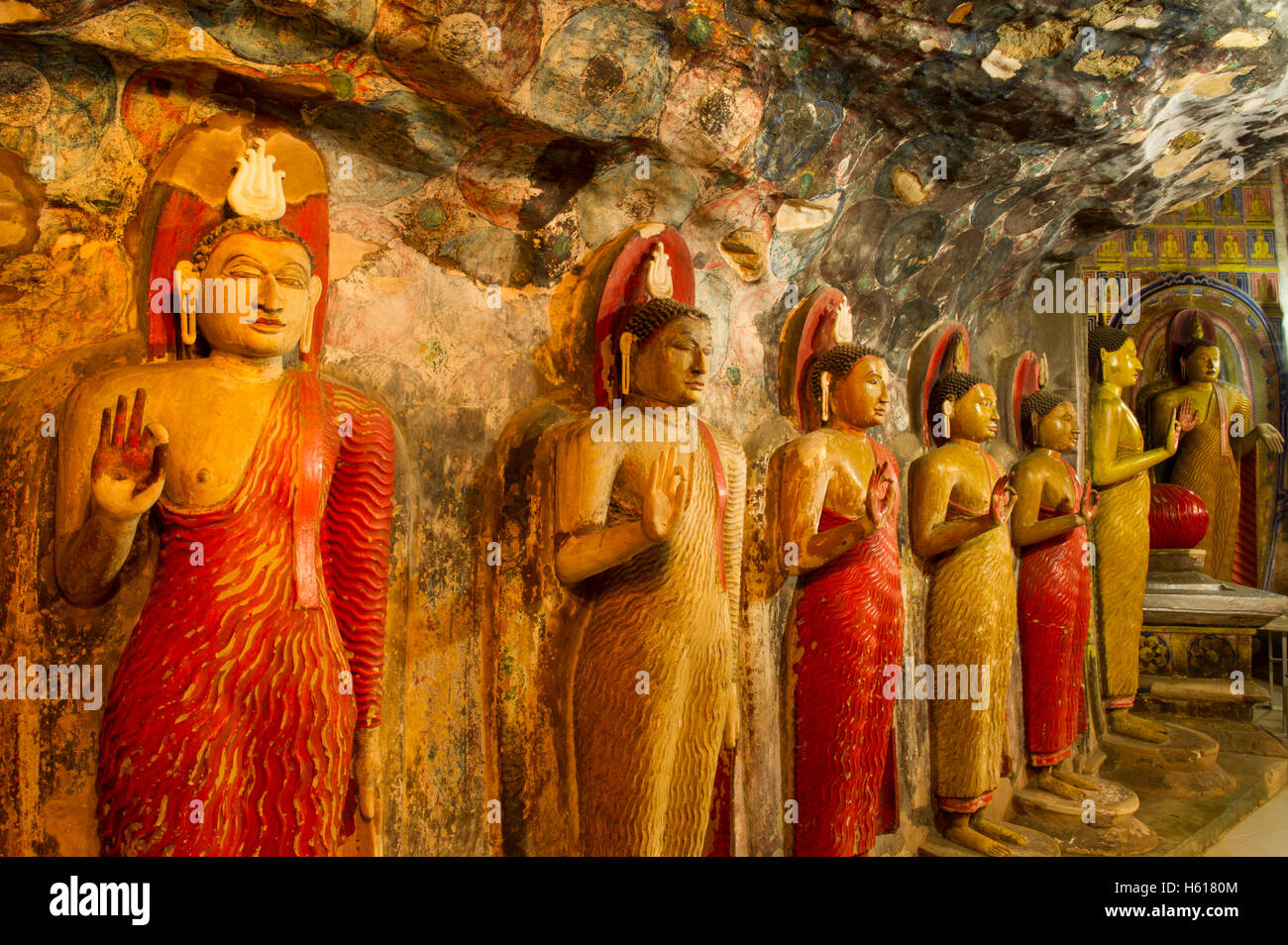 Sri lanka ridi vihara hi-res stock photography and images - Alamy