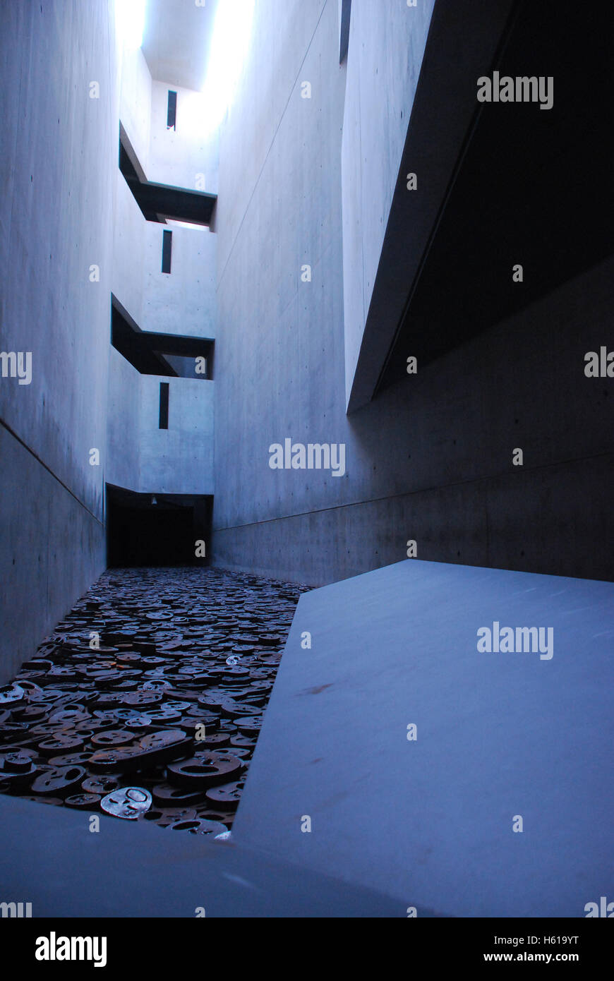 Berlin jewish museum void hi-res stock photography and images - Alamy