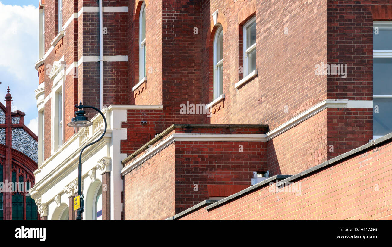 Victorian style apartment hi-res stock photography and images - Alamy
