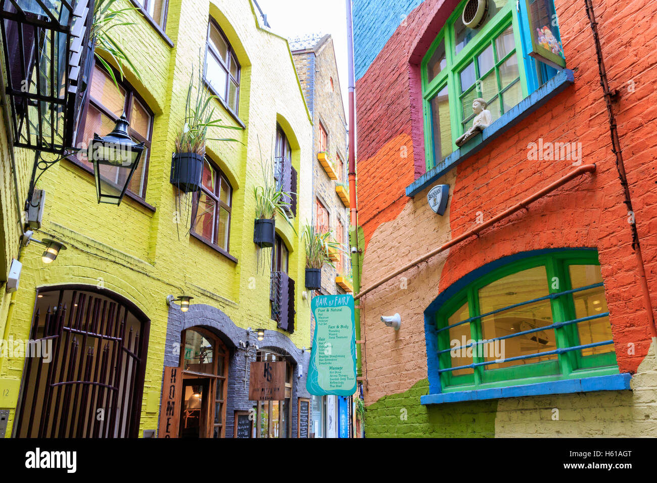 Colourful house in covent garden hi-res stock photography and images ...