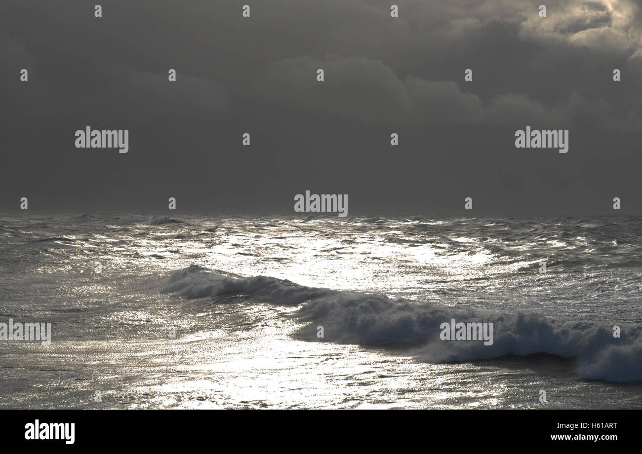 Waves breaking portland bill hi-res stock photography and images - Alamy