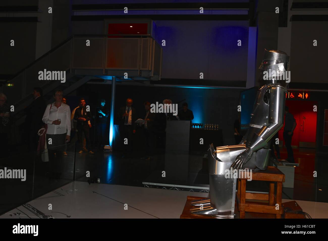 Eric the Britain's first robot at science museum Stock Photo - Alamy