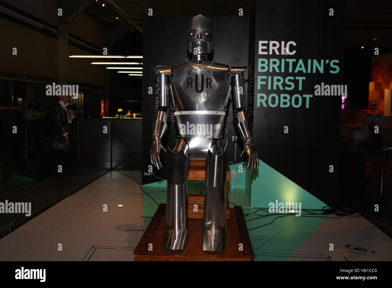 Eric the Britain's first robot at science museum Stock Photo - Alamy