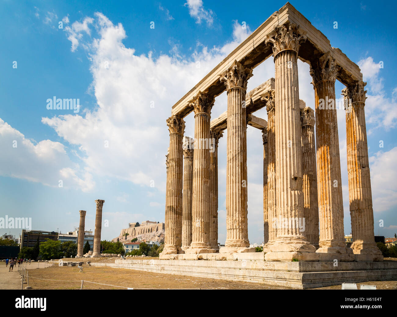 Temple of Olympian Zeus with Parthenon in background Stock Photo - Alamy