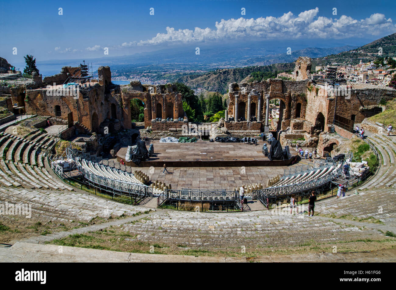 Taormina theatre hi-res stock photography and images - Alamy