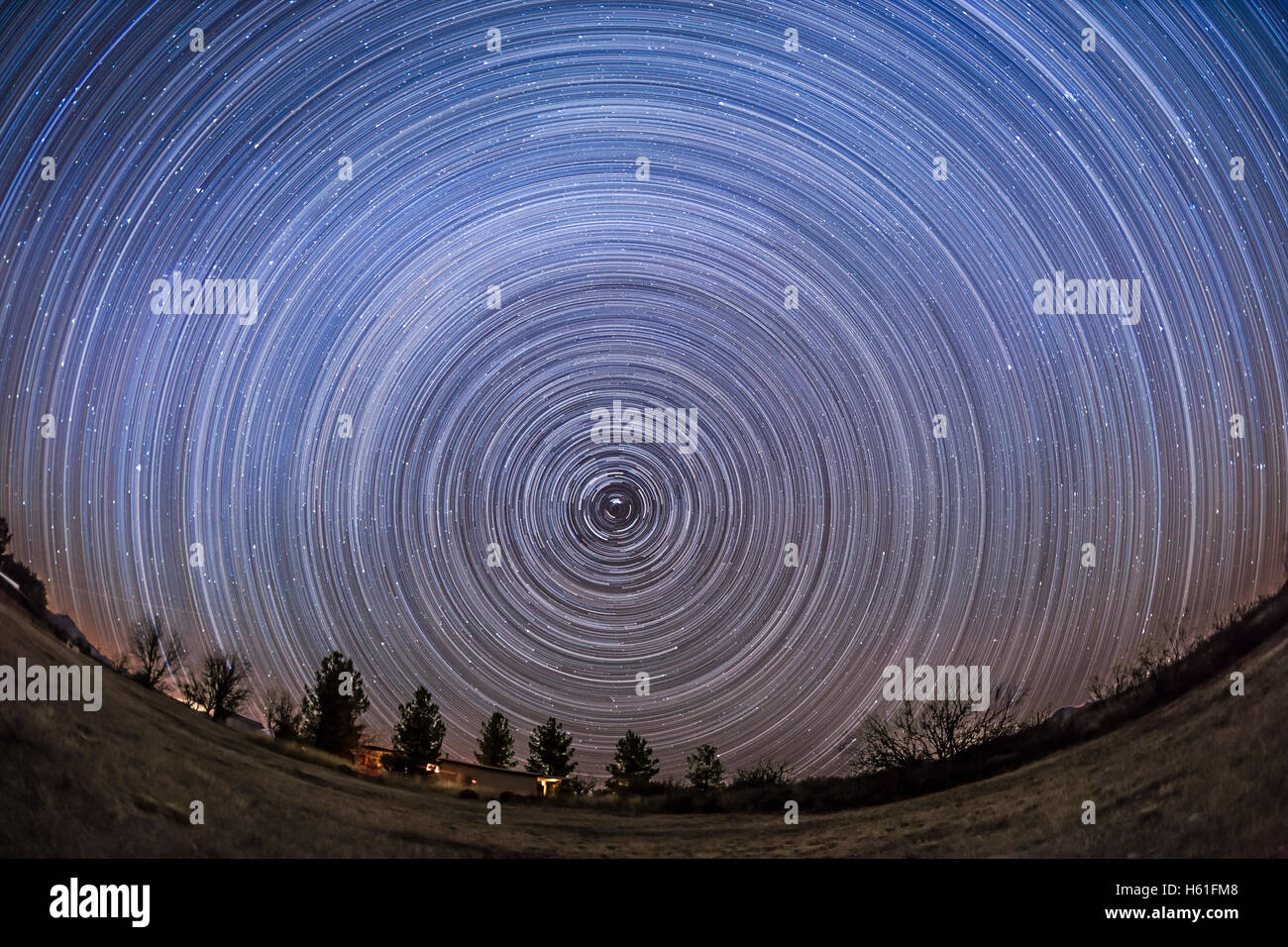 Circumpolar star trails from latitude +32° from southern Arizona ...