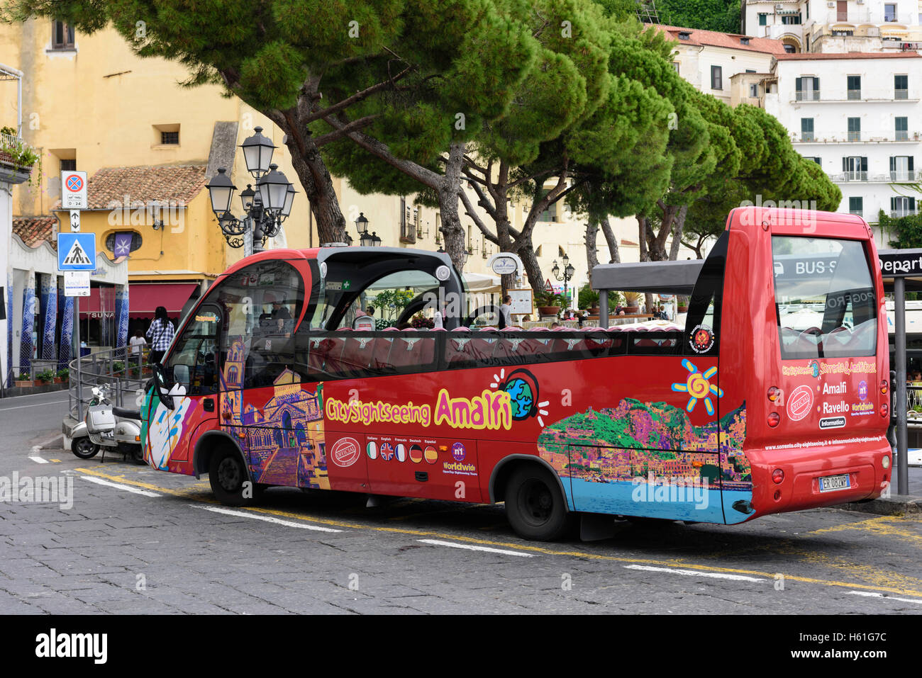 Tourist bus coach hi-res stock photography and images - Alamy