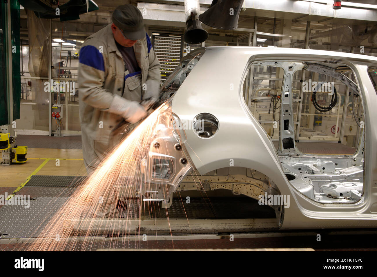Golf car production, VW plant in Wolfsburg, Lower Saxony Stock Photo ...