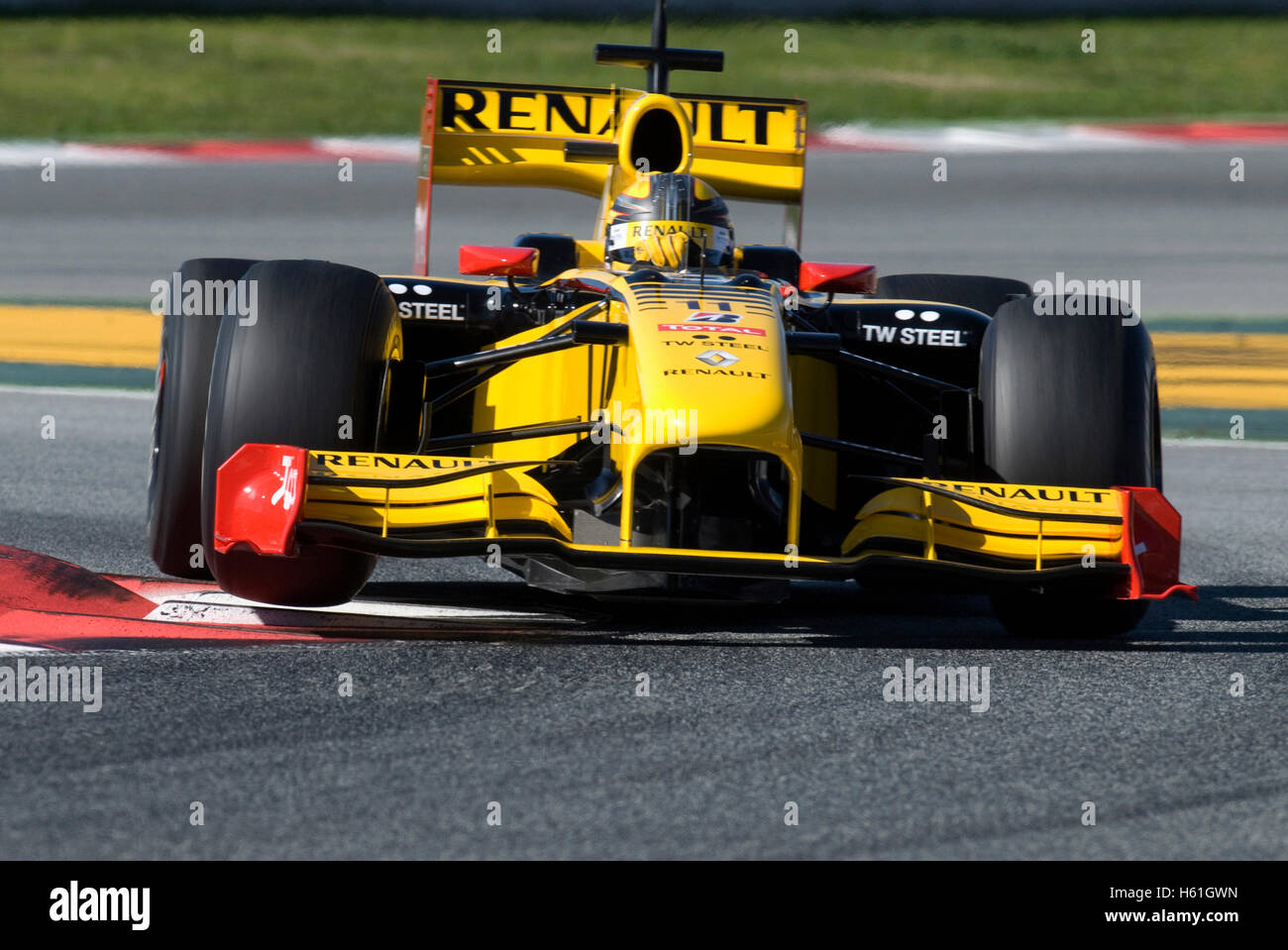 Motorsports, Robert Kubica, POL, in the Renault R30 race car, Formula 1 ...
