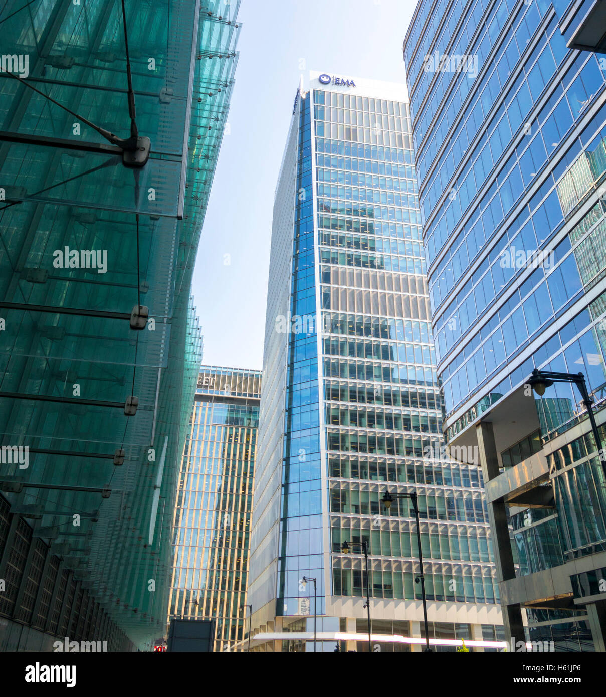 EMA Building - Modern Skyscraper at Canary Wharf Stock Photo - Alamy