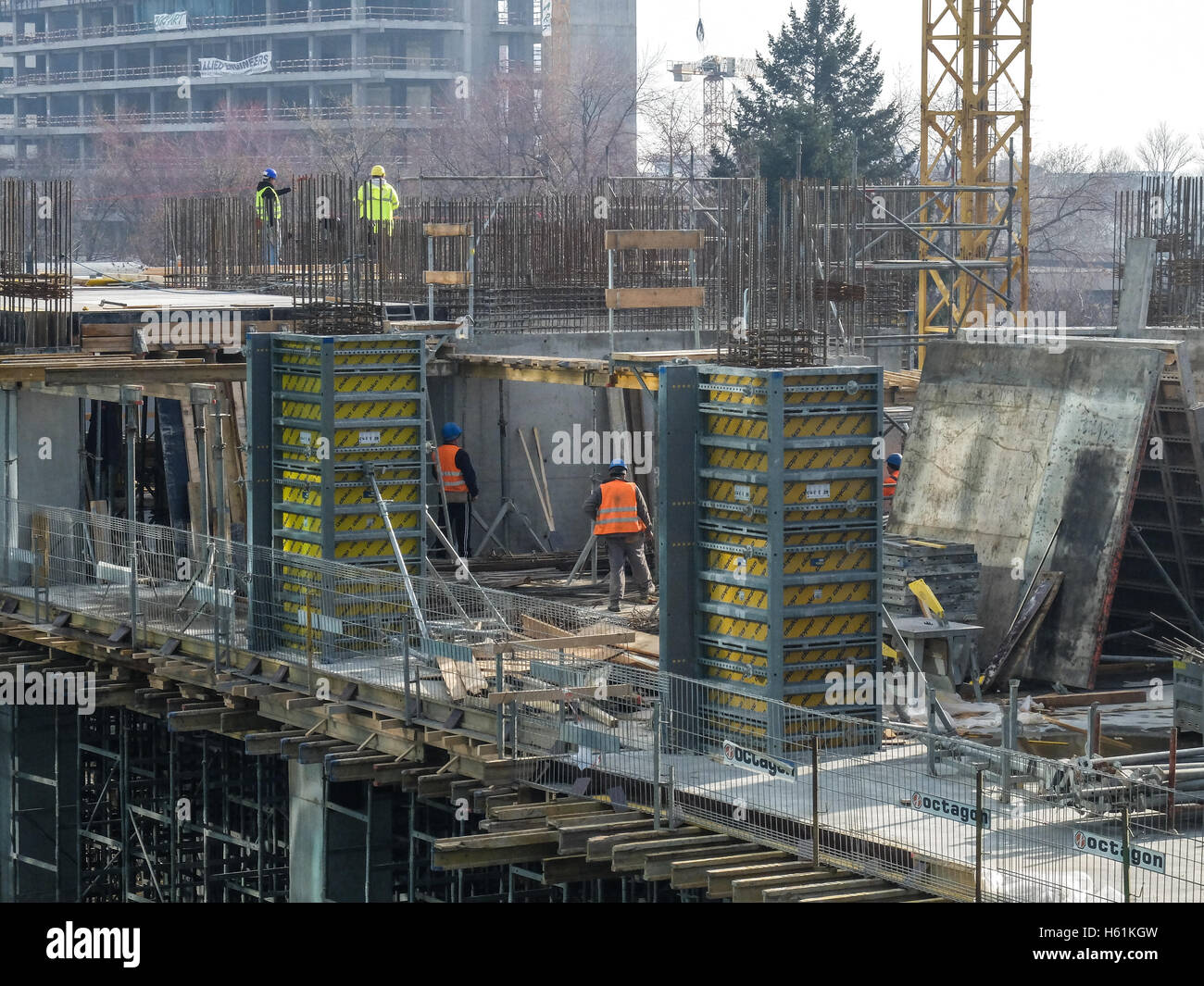 Bucharest construction workers hi-res stock photography and images - Alamy