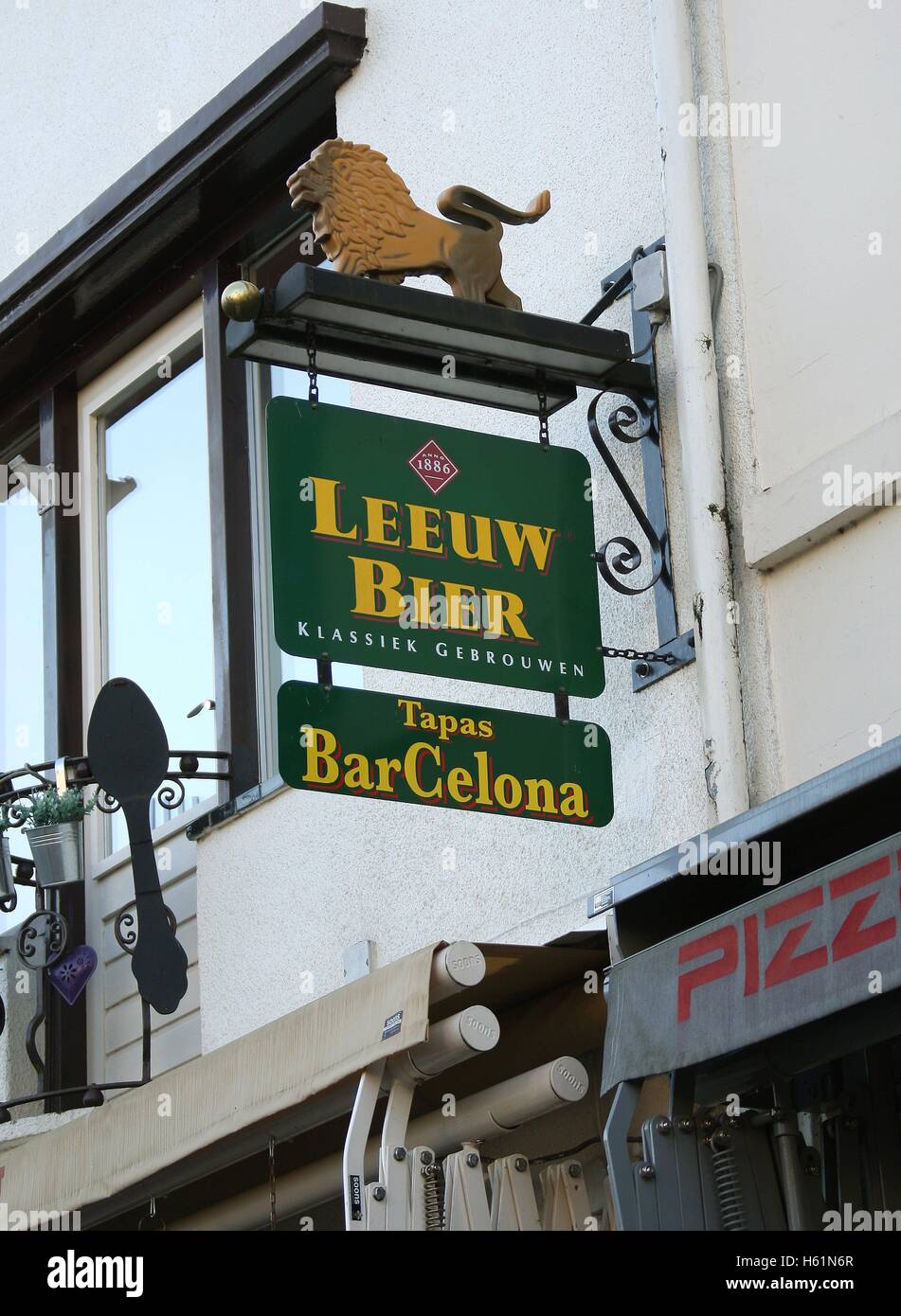 Leeuw Bier sign at the Tapas Barcelona cafe bar, restaurant on ...