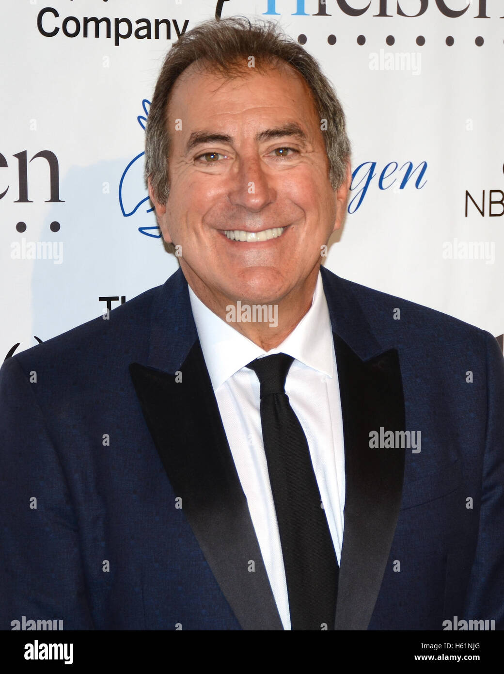 Kenny Ortega arrives at the 30th Annual Imagen Awards on August 21 ...