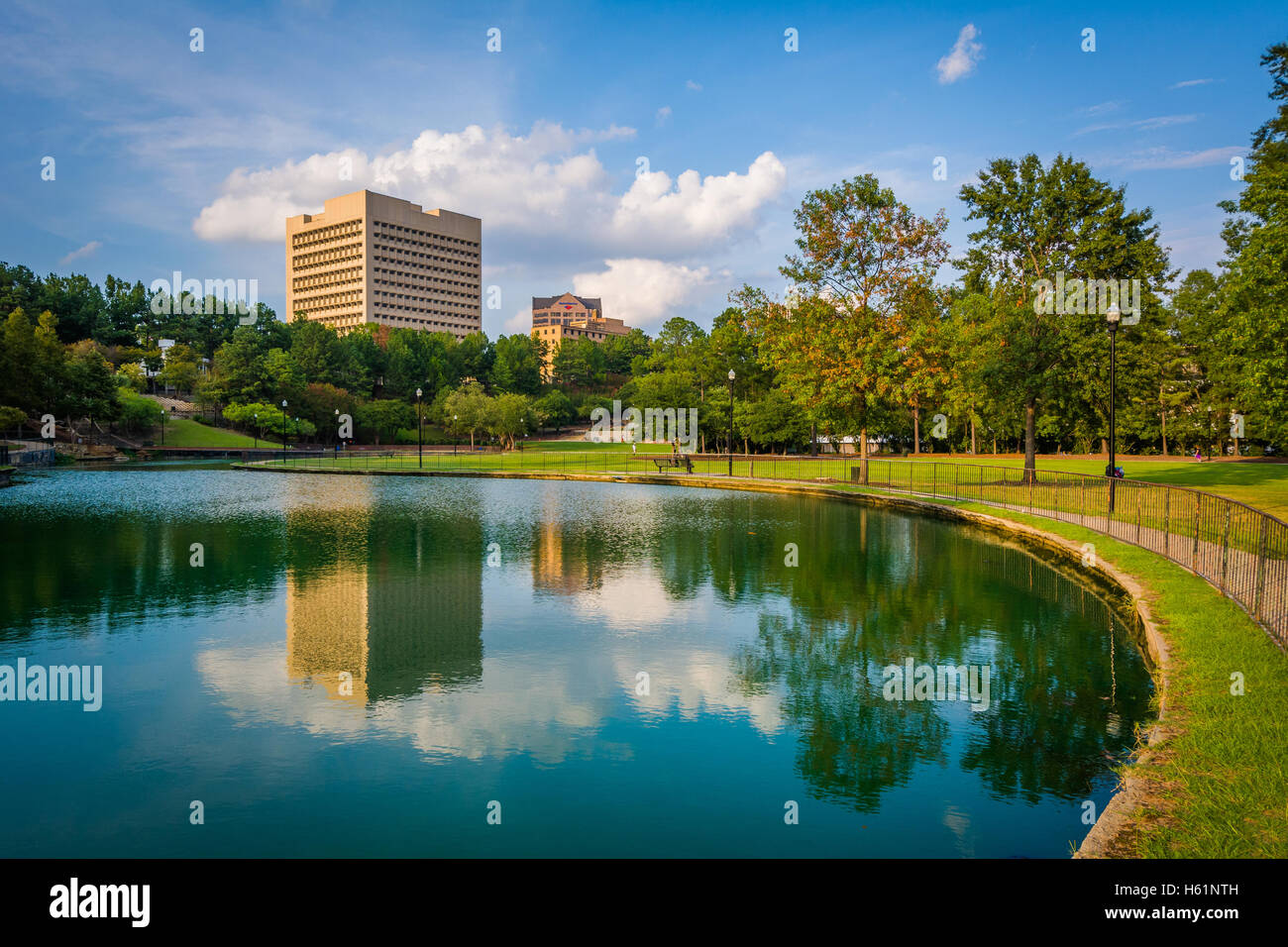 Lake at Finlay Park, in Columbia, South Carolina Stock Photo - Alamy
