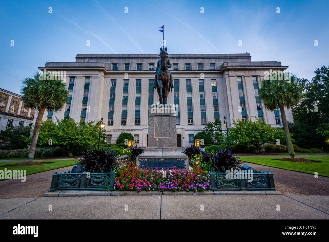 Capitol building columbia south carolina hi-res stock photography and ...