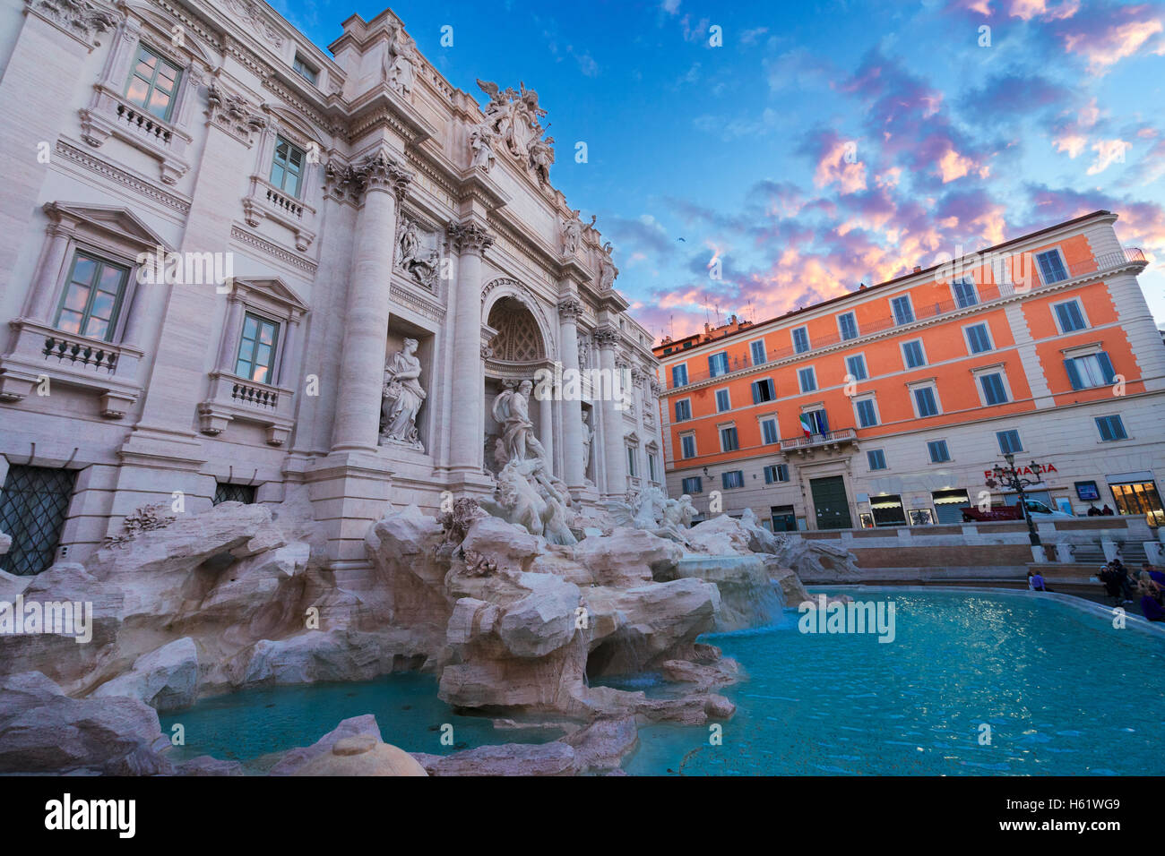 Fontana Di Trevi Roma High Resolution Stock Photography and Images - Alamy