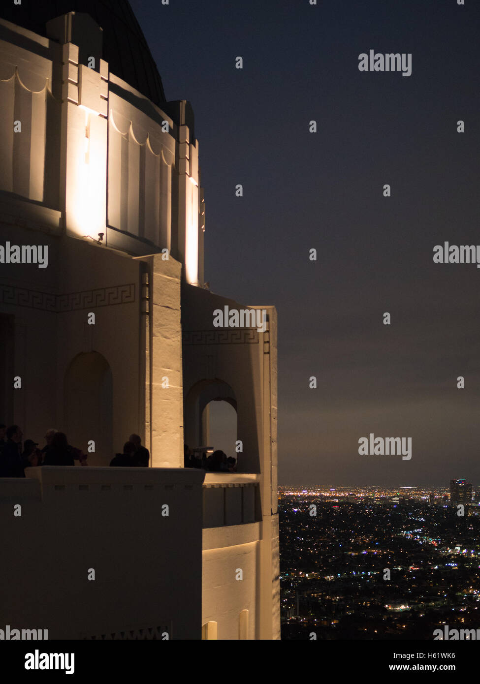 Griffith Observatory overlooking Los Angeles at night Stock Photo - Alamy