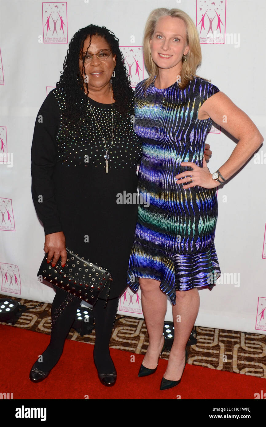 Susan burton and piper kerman hi-res stock photography and images - Alamy