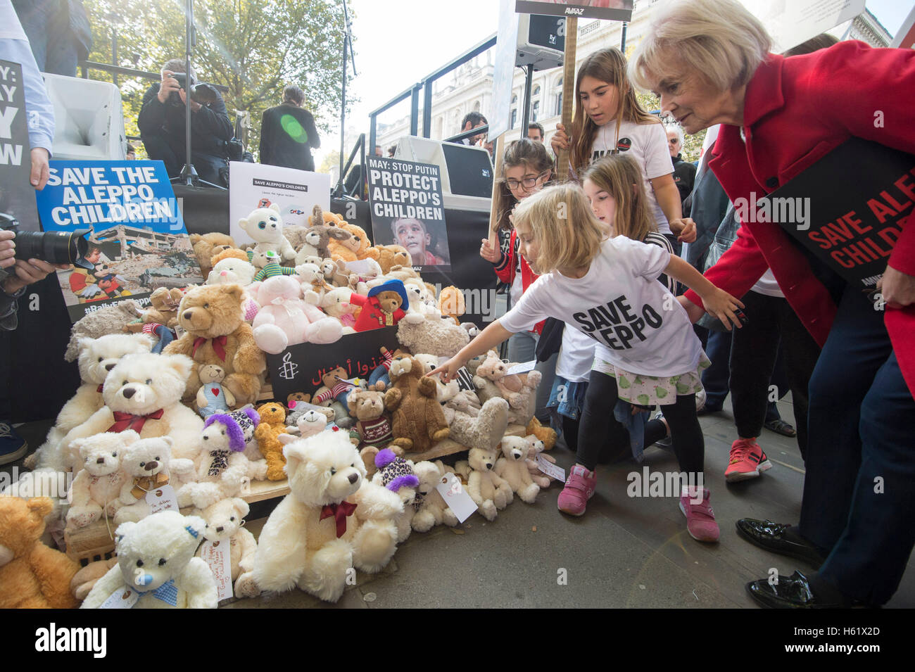 Downing Street/Whitehall.Children join a rally in Whitehall calling on ...