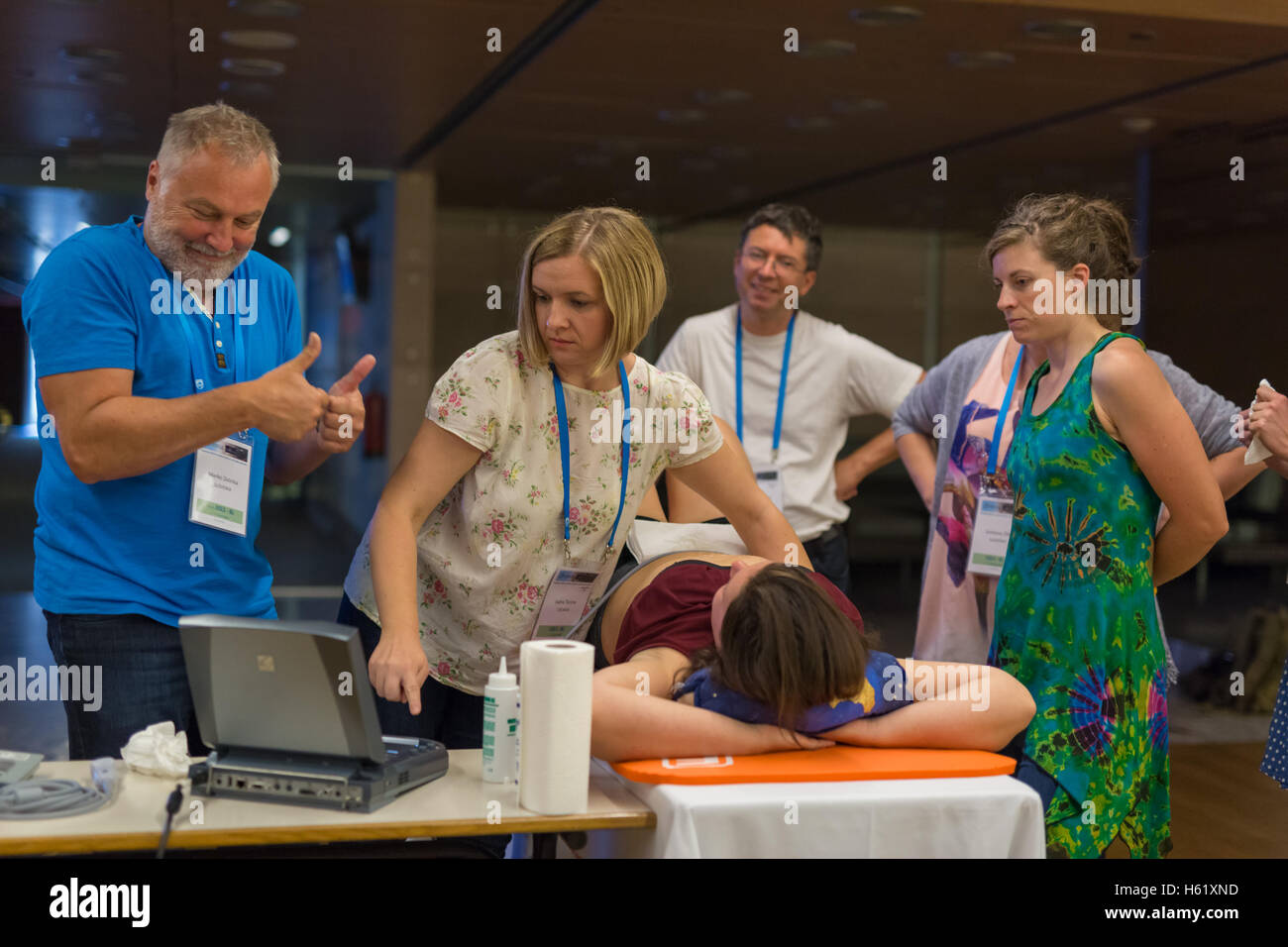 Team international medical experts hi-res stock photography and images ...