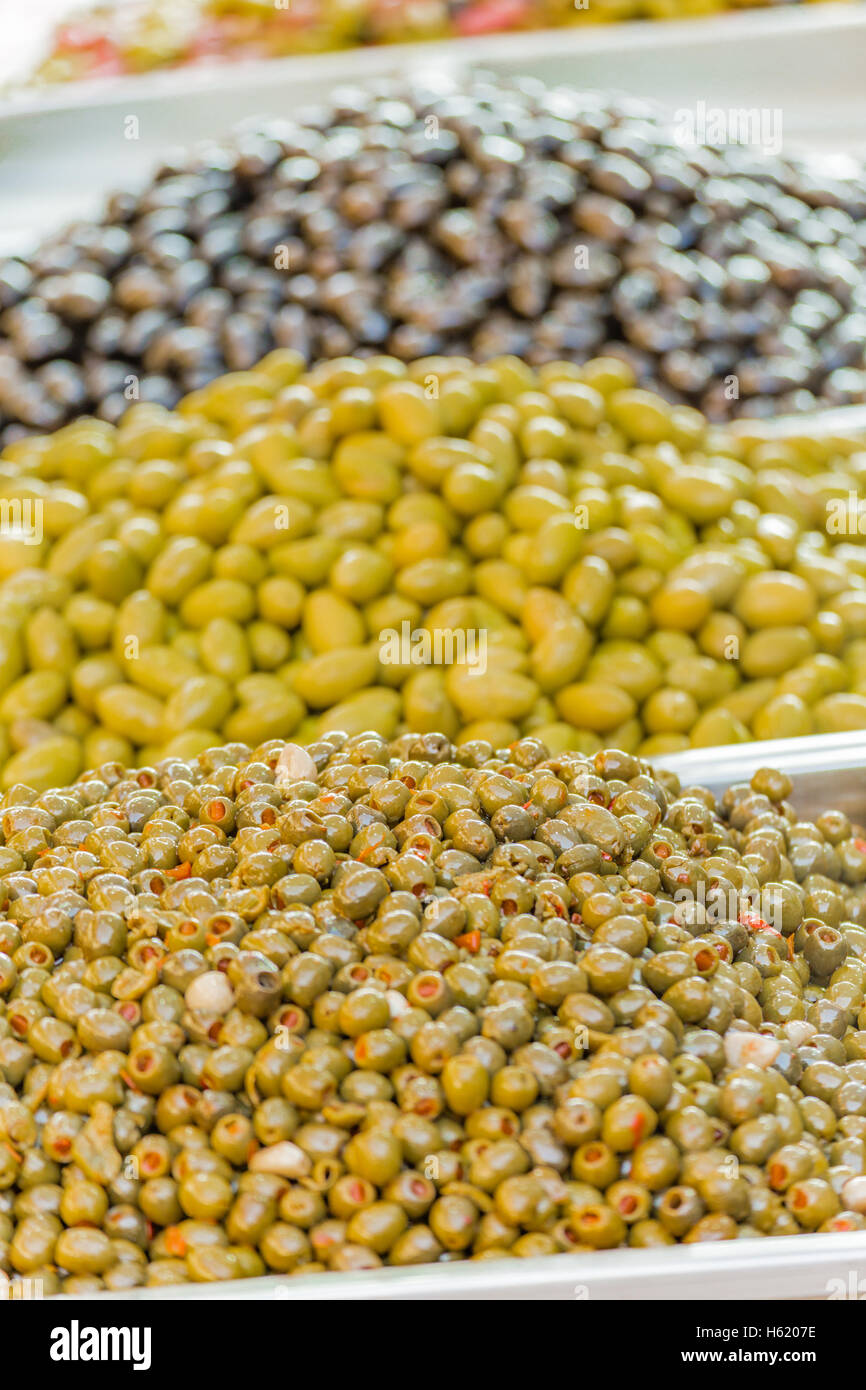 stall of Sicilian seasoned olives Stock Photo - Alamy