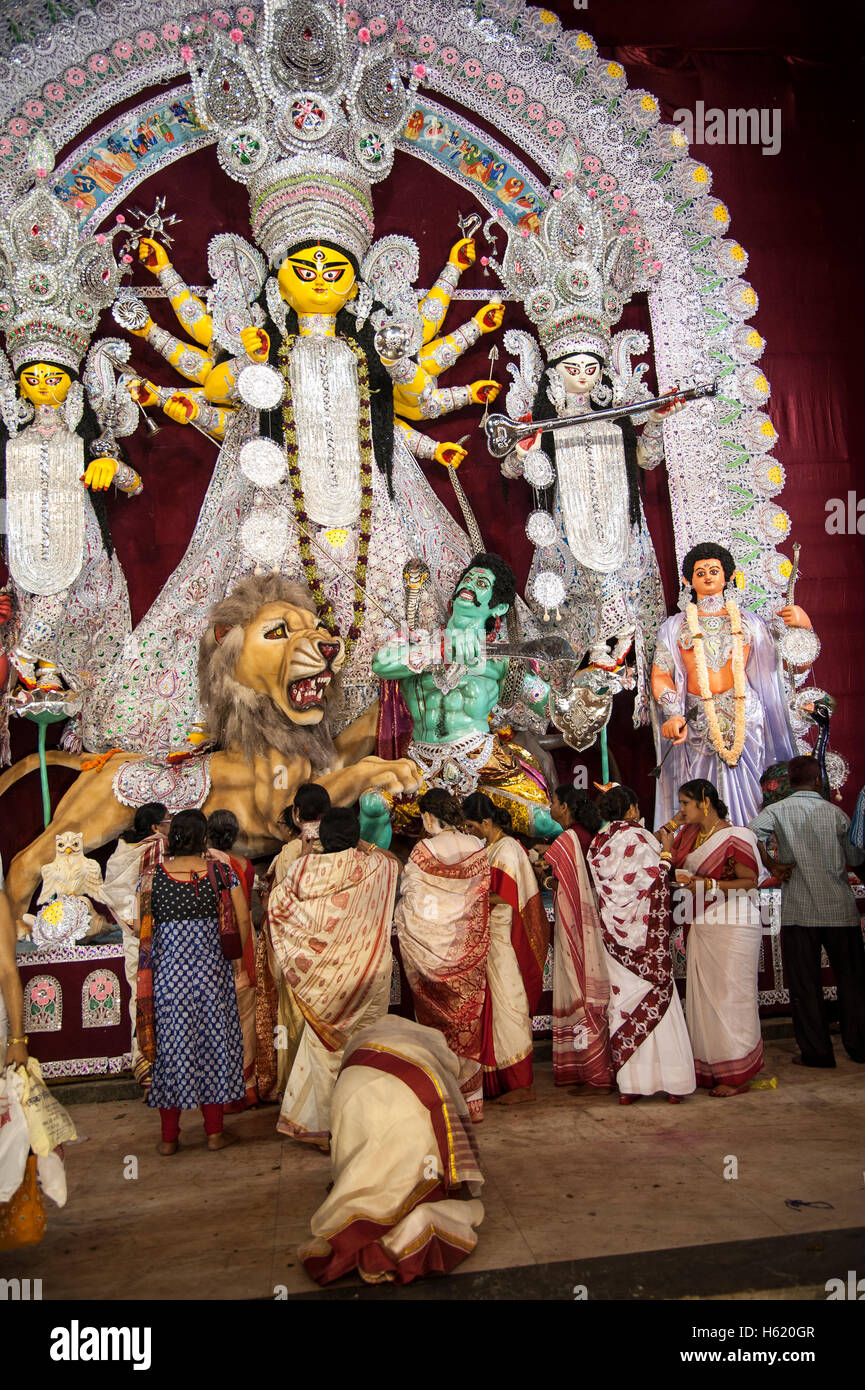 Sindoor Khela (Amitayu) The Last Ritual for Bengali Married Women on Vijayadashami Durga puja ...