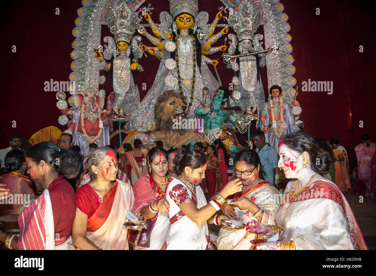 Sindoor Khela (Amitayu) The Last Ritual for Bengali Married Women on Vijayadashami Durga puja ...
