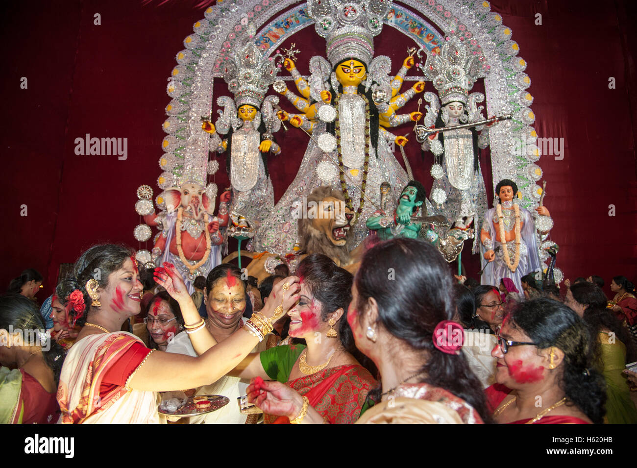 Sindoor Khela (Amitayu) The Last Ritual for Bengali Married Women on Vijayadashami Durga puja ...
