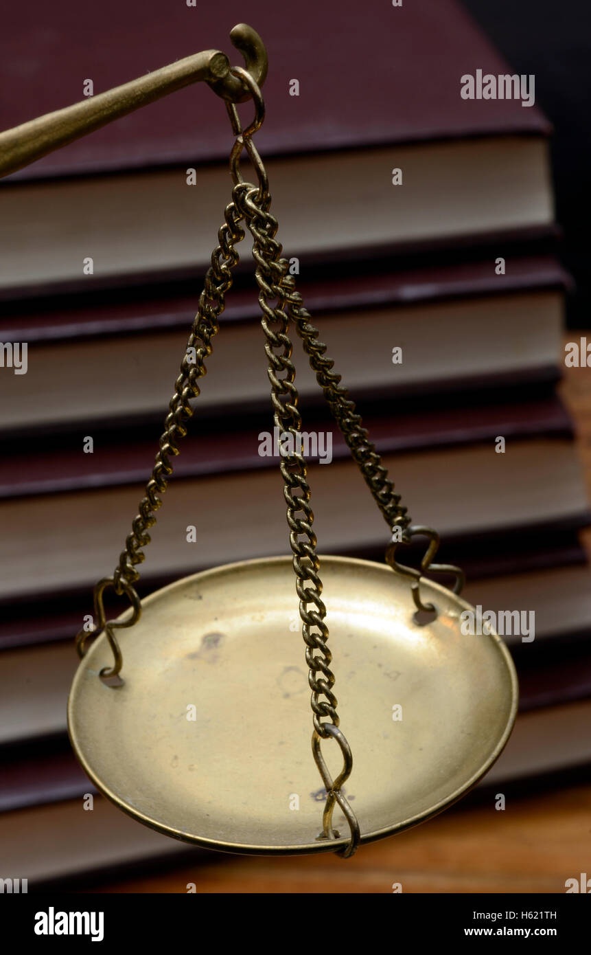 Old Golden weighing scale balance Stock Photo - Alamy