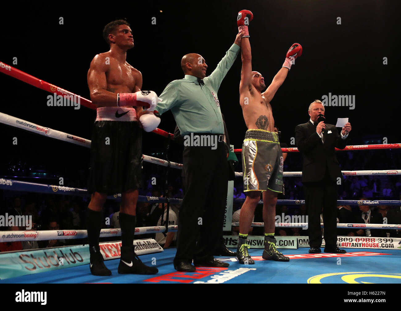 Craig Cunningham celebrates his victory over Anthony Ogogo during the ...