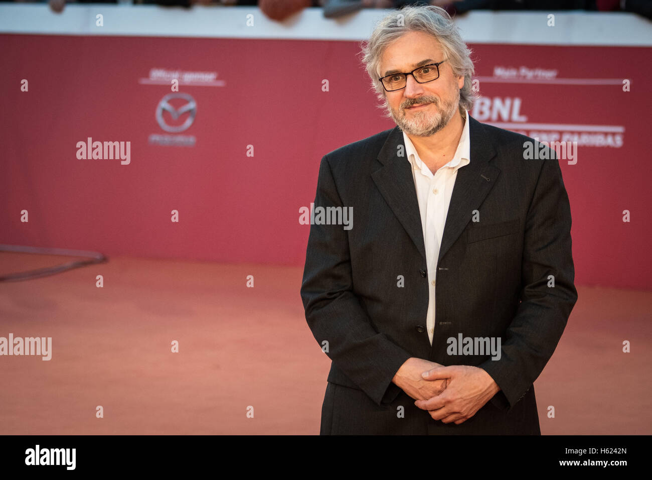 Michael dudok de wit turtle hi-res stock photography and images - Alamy