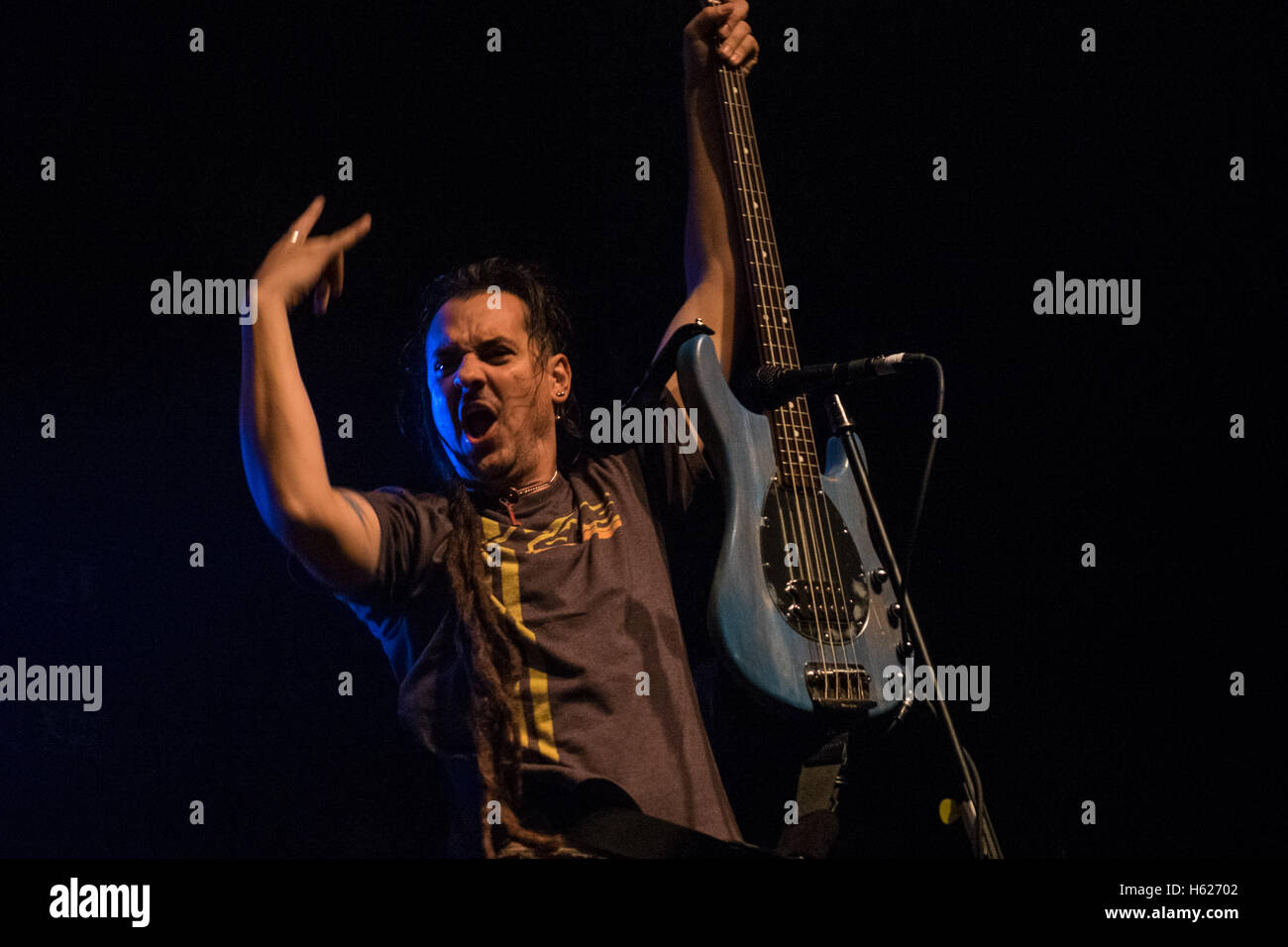 Chris demakes and roger of less than jake hi-res stock photography and ...