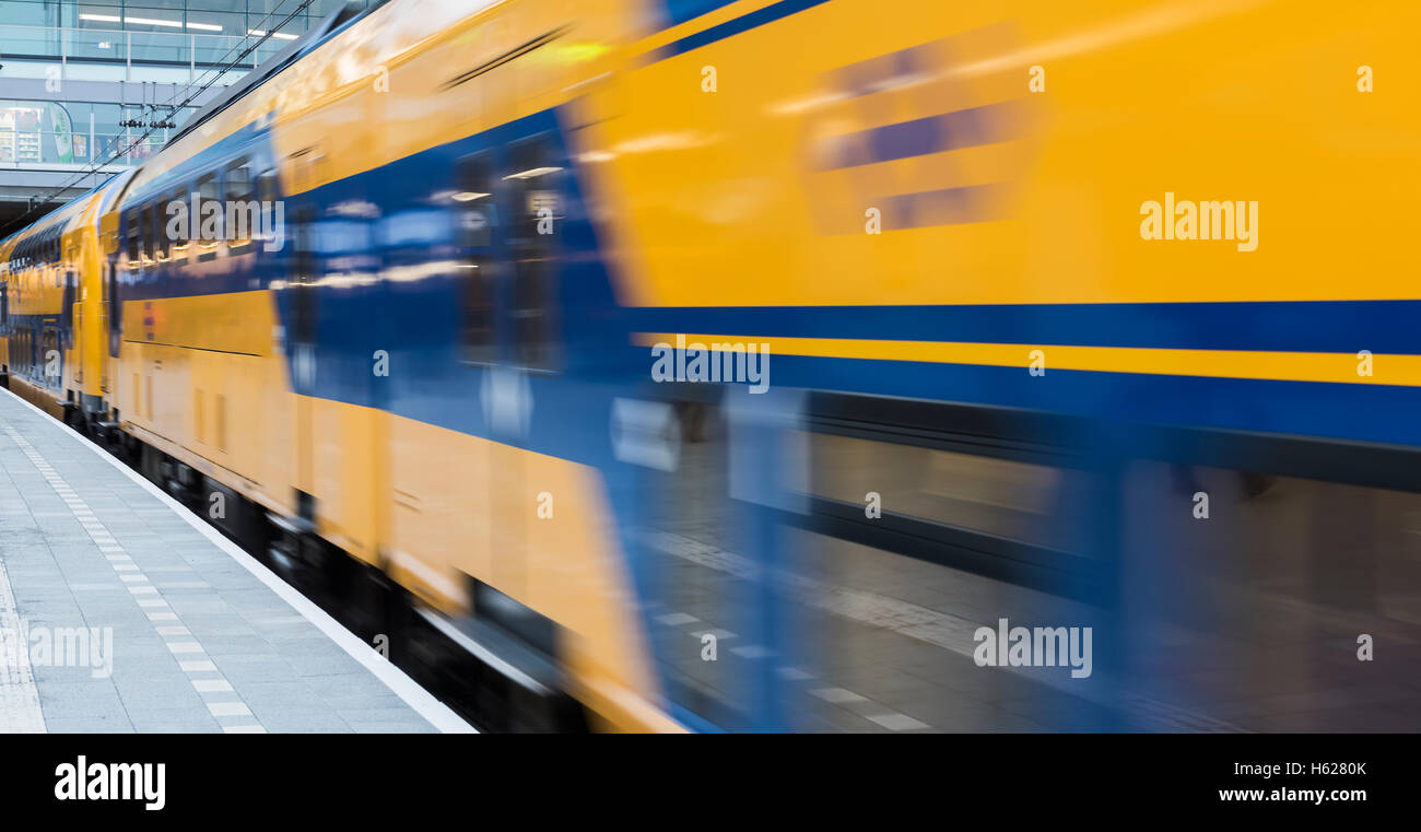 Utrecht central station hi-res stock photography and images - Alamy