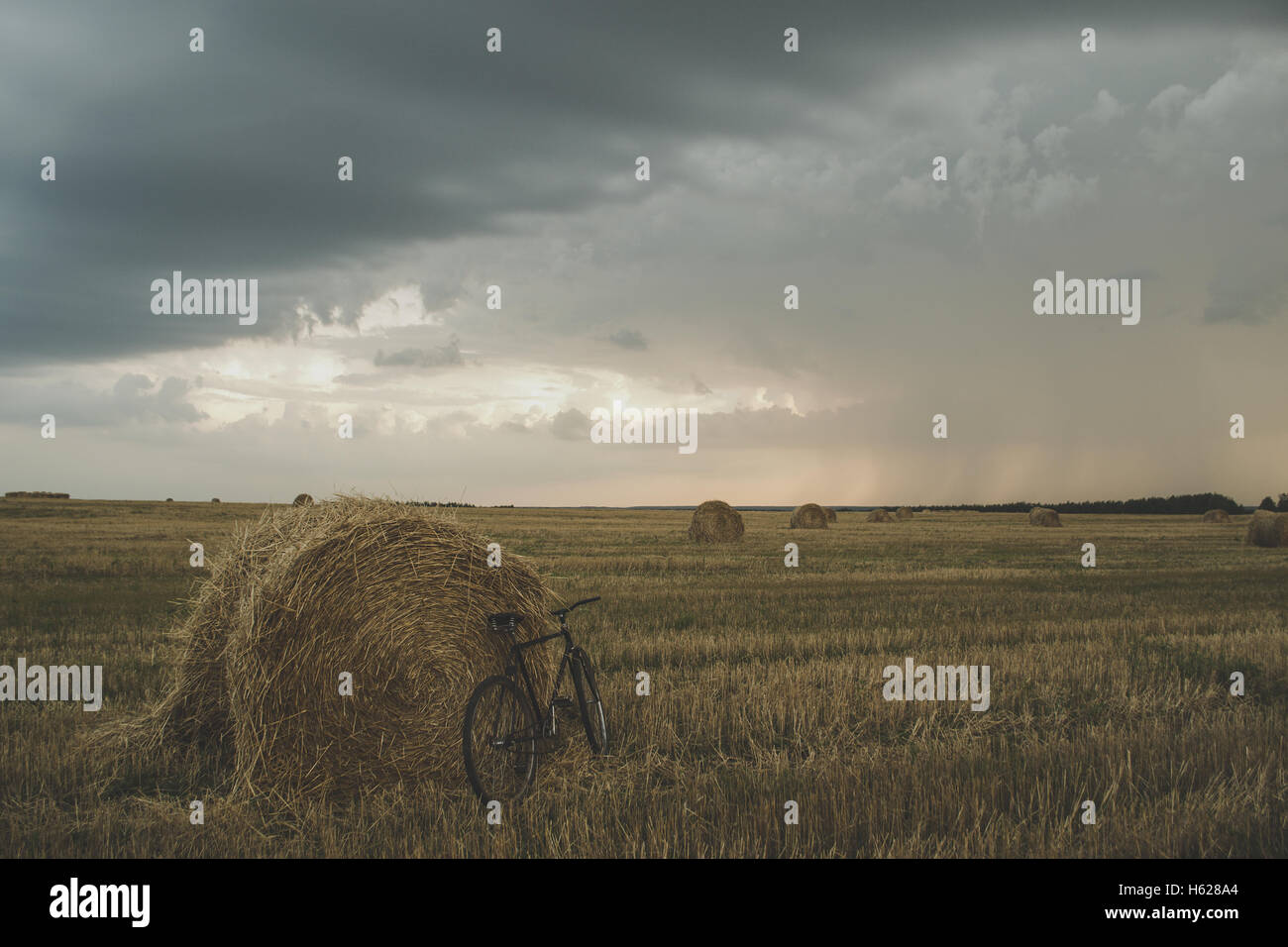 Stormy bike weather hi-res stock photography and images - Alamy