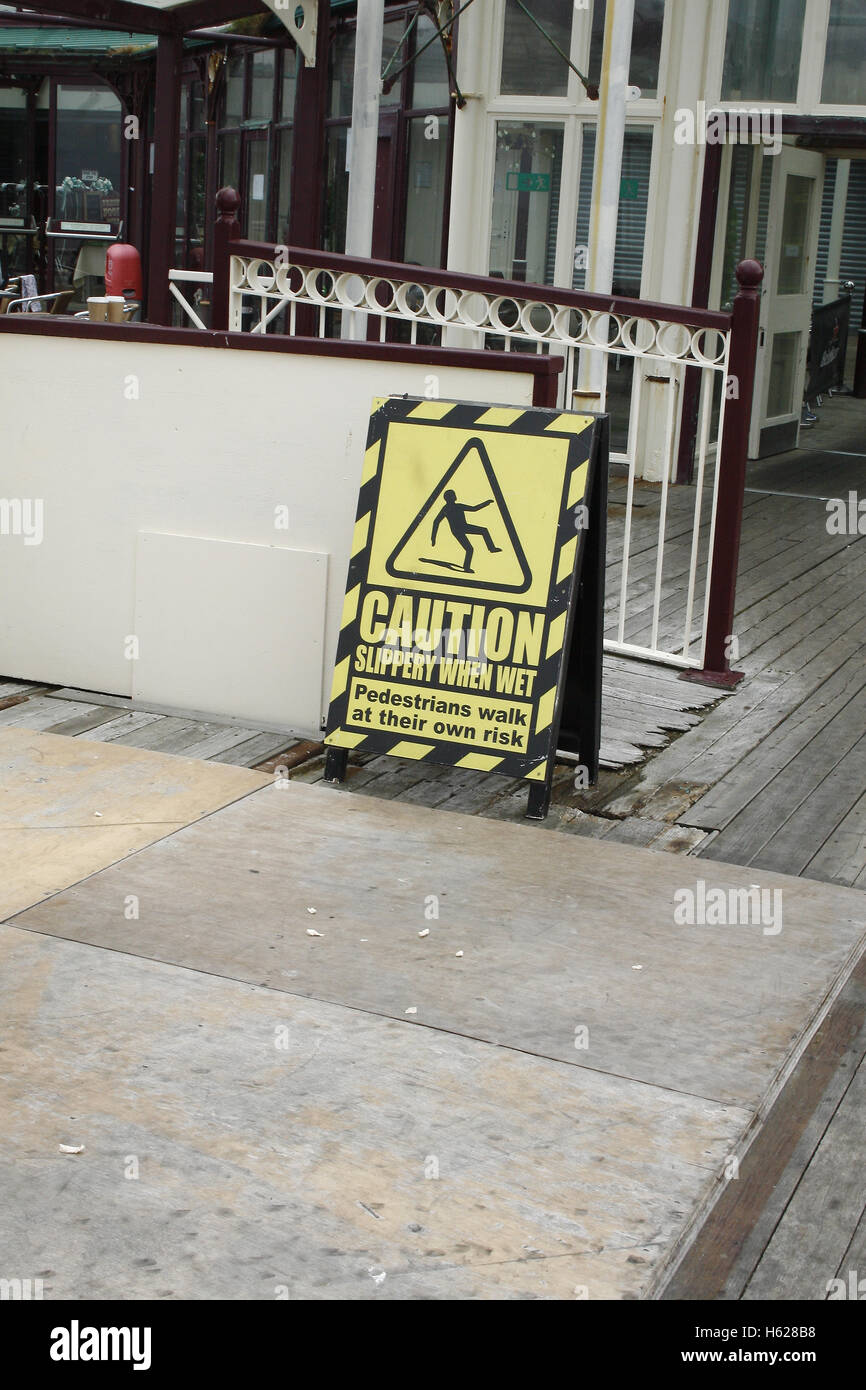 Caution sign hi-res stock photography and images - Alamy
