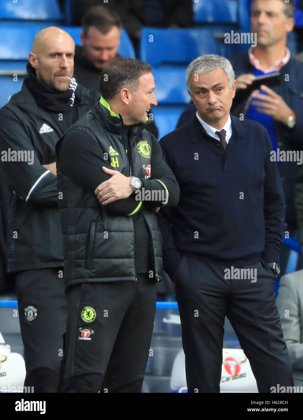 Chelsea assistant first team coach hi-res stock photography and images ...