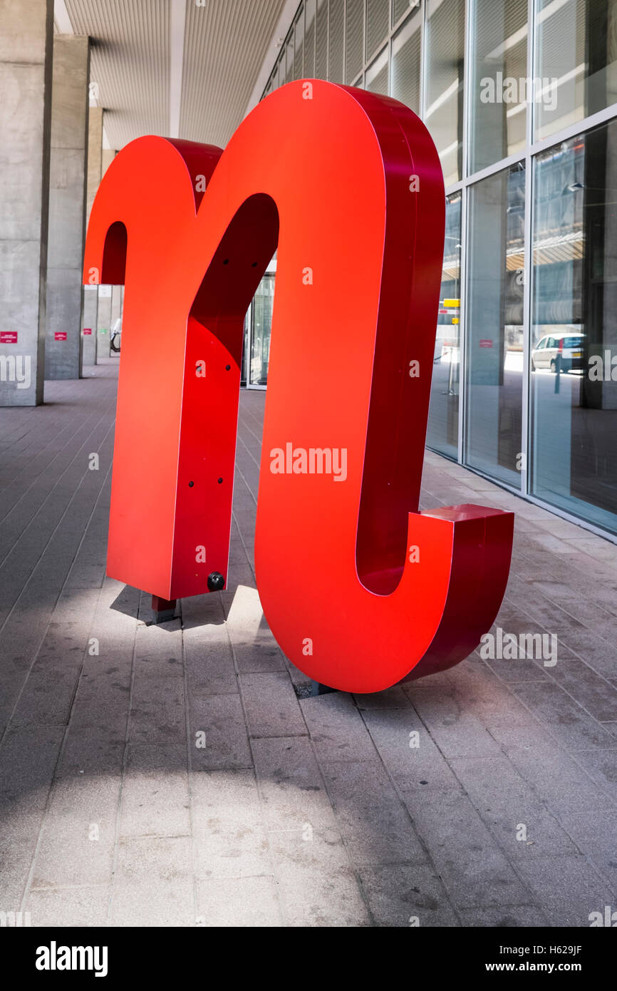 3D object in the shape of the letter N on a sidewalk in Rotterdam, The ...