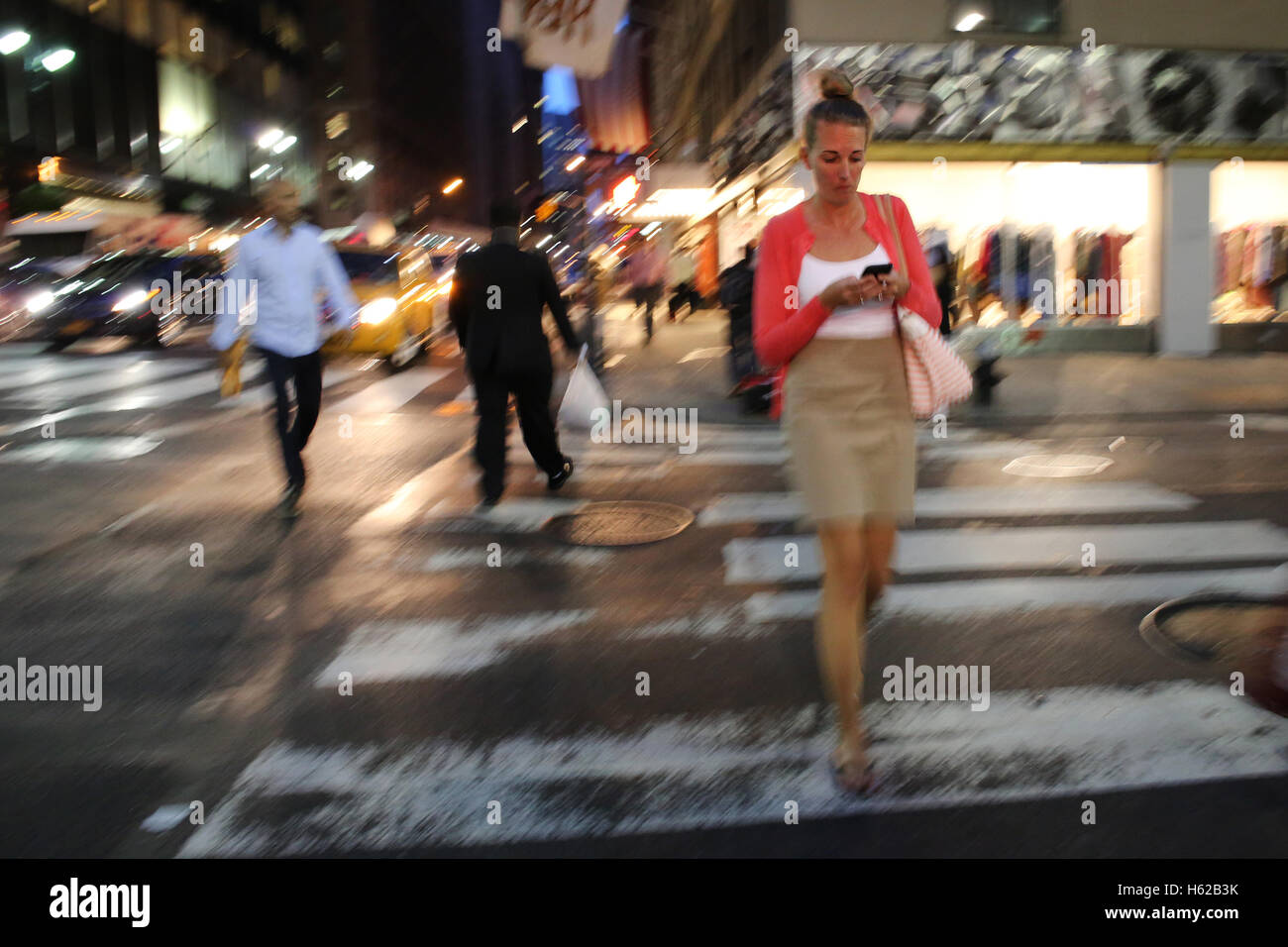 Workers in new york hi-res stock photography and images - Alamy