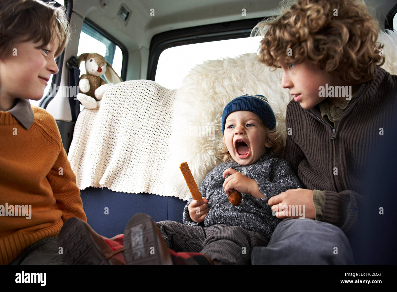Brothers in car hi-res stock photography and images - Alamy