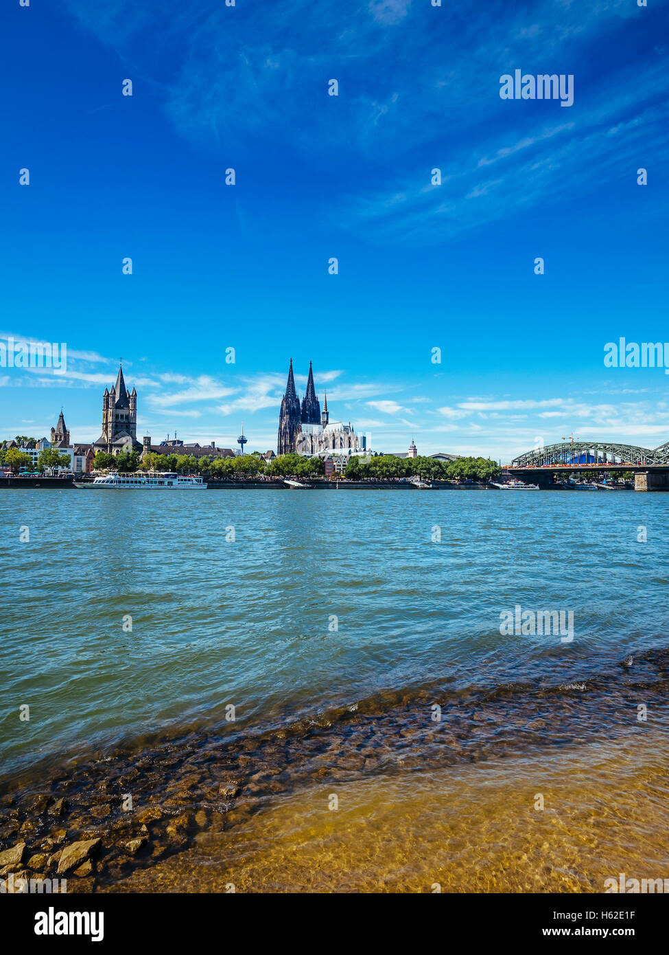 Germany, Cologne, view to the city with Cologne Cathedral and Rhine ...