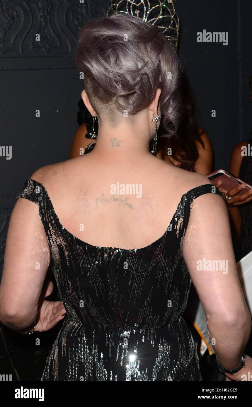 Los Angeles, Ca, USA. 22nd Oct, 2016. Kelly Osbourne attends the ...