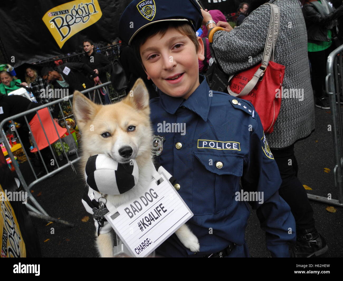 New York, USA. 22nd Oct, 2016. A boy dressed up as a police officer and ...