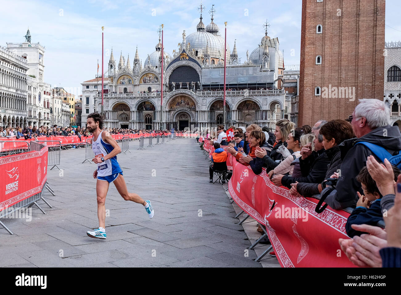 Beautiful girl marathon runner hi-res stock photography and images - Alamy