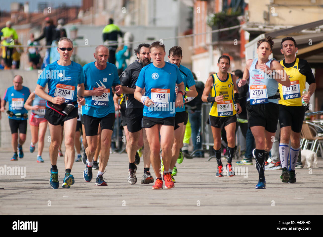 Venice, Italy. 23rd Oct, 2016. Runners during the 31st Venice Marathon ...