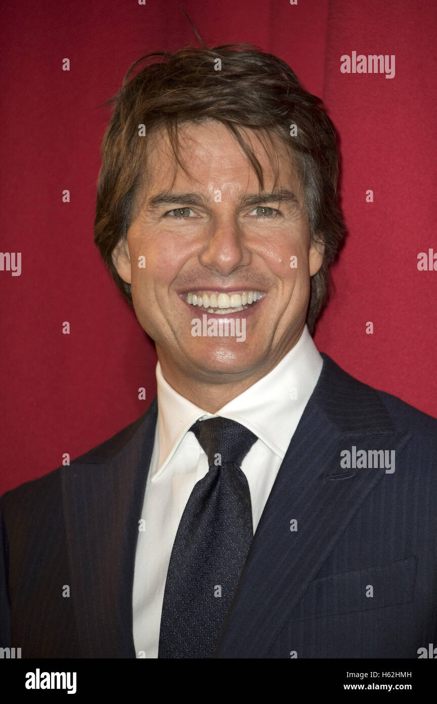 Tom Cruise Attends The Jack Reacher Never Go Back Premiere At