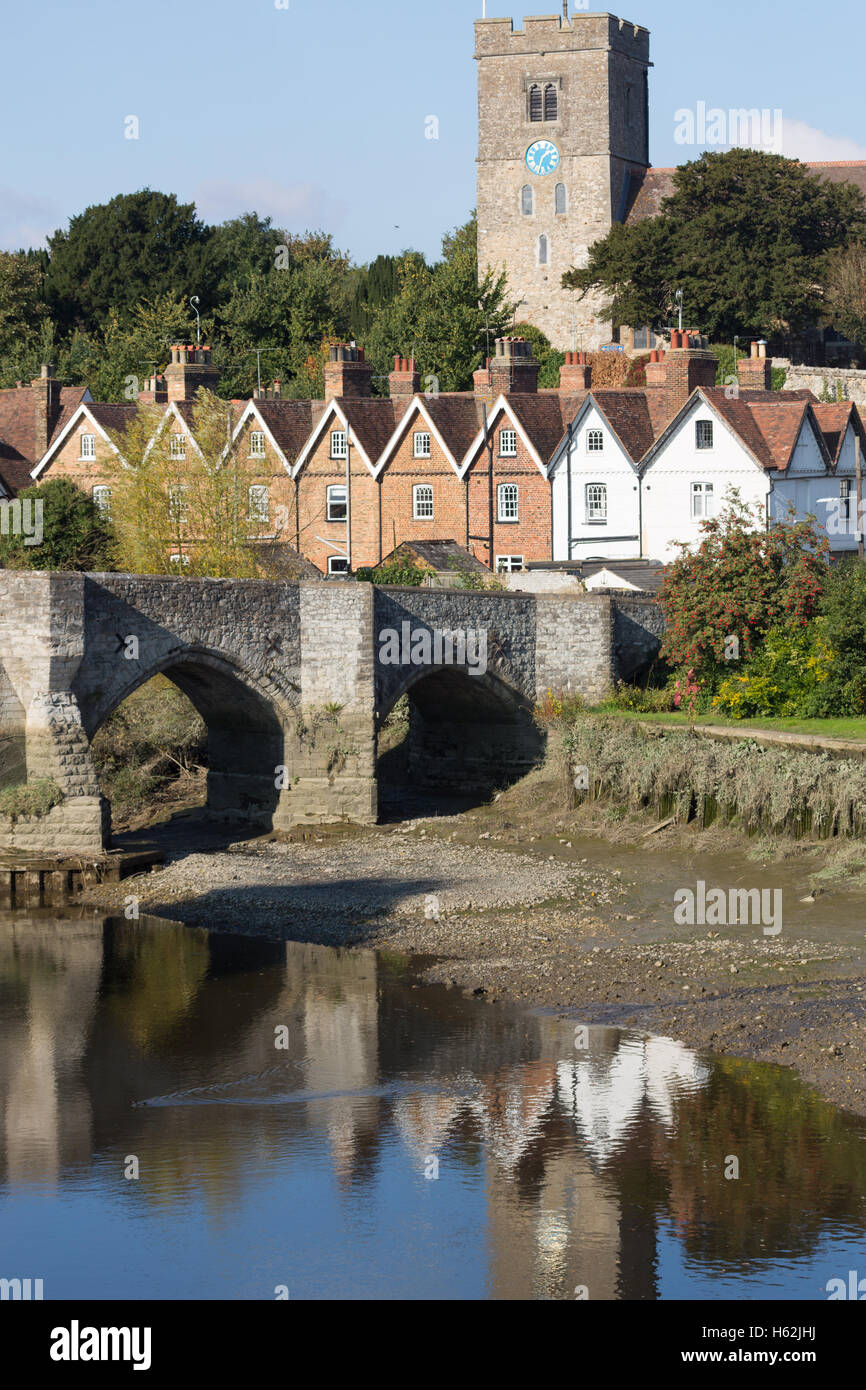 Pretty villages in kent hi-res stock photography and images - Alamy