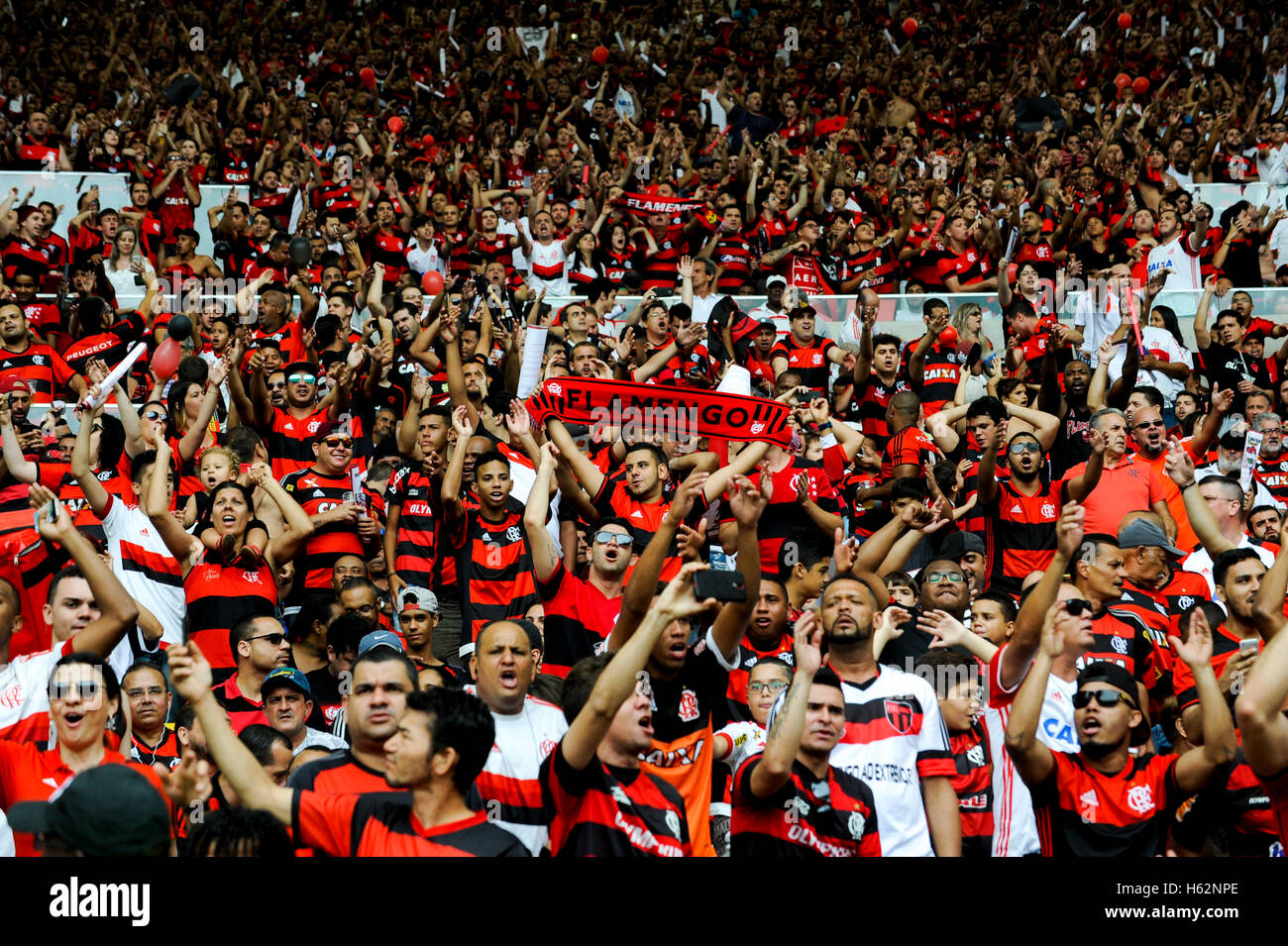 Rio De Janeiro, Brazil. 23rd Oct, 2016. Flemish fans for Flamengo vs ...
