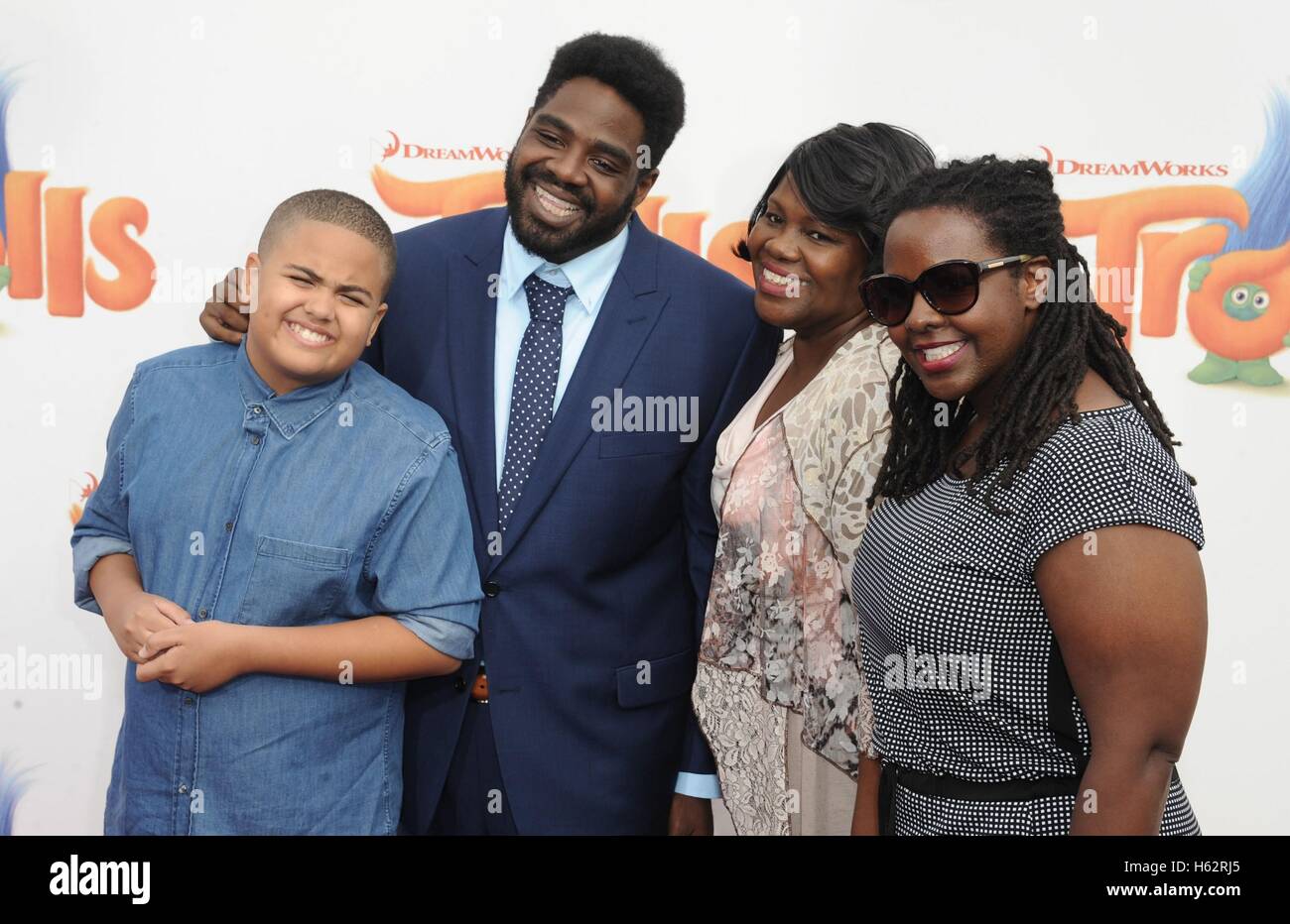 Ron funches hi-res stock photography and images - Alamy